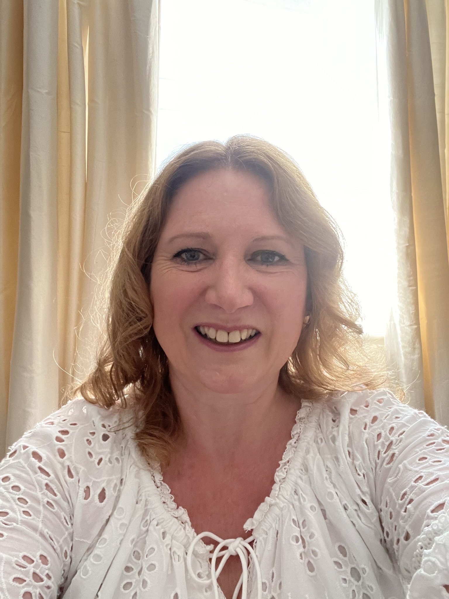 Crossing continents by rickshaw and Ford Fiesta - Johnian